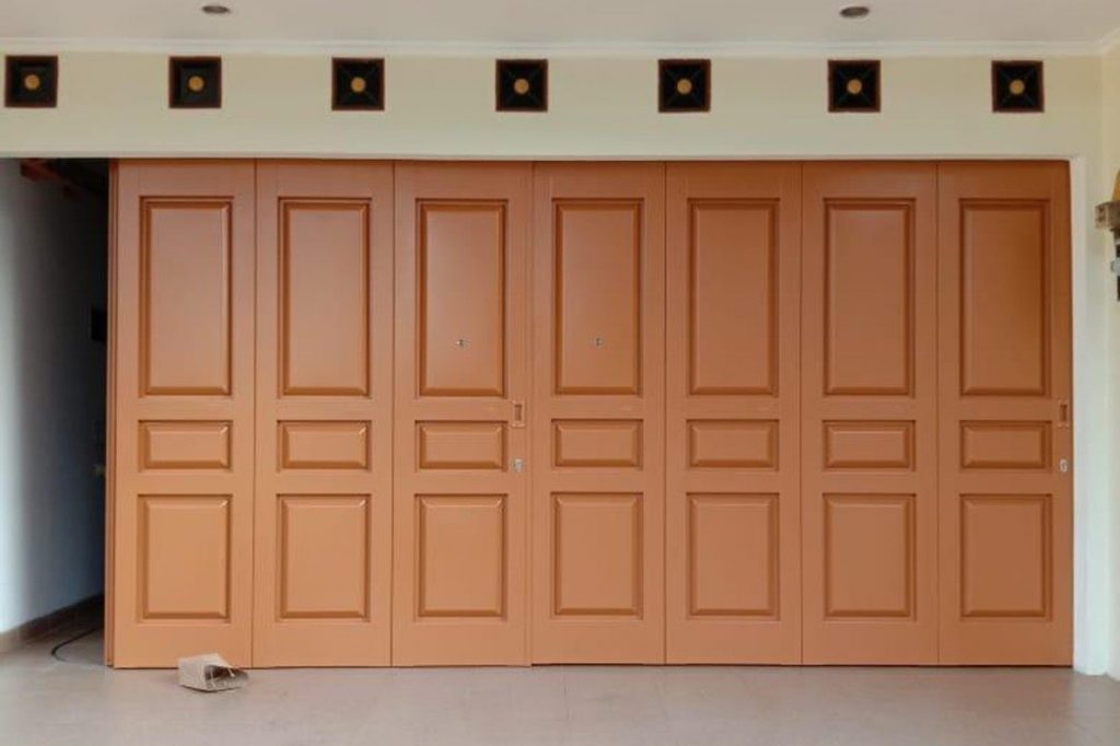 Inspirasi Desain Pintu Garasi Menarik - Pintugarasisurabaya.com